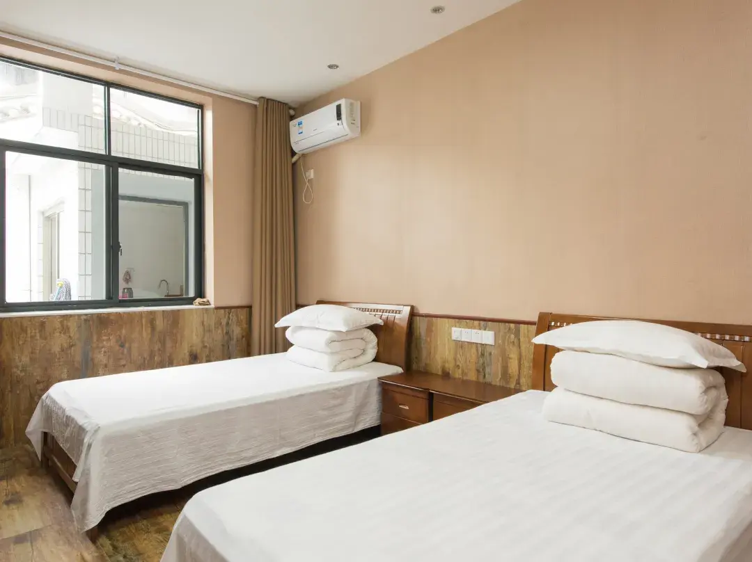 Nanhexia Mingju Hostel - Yangzhou