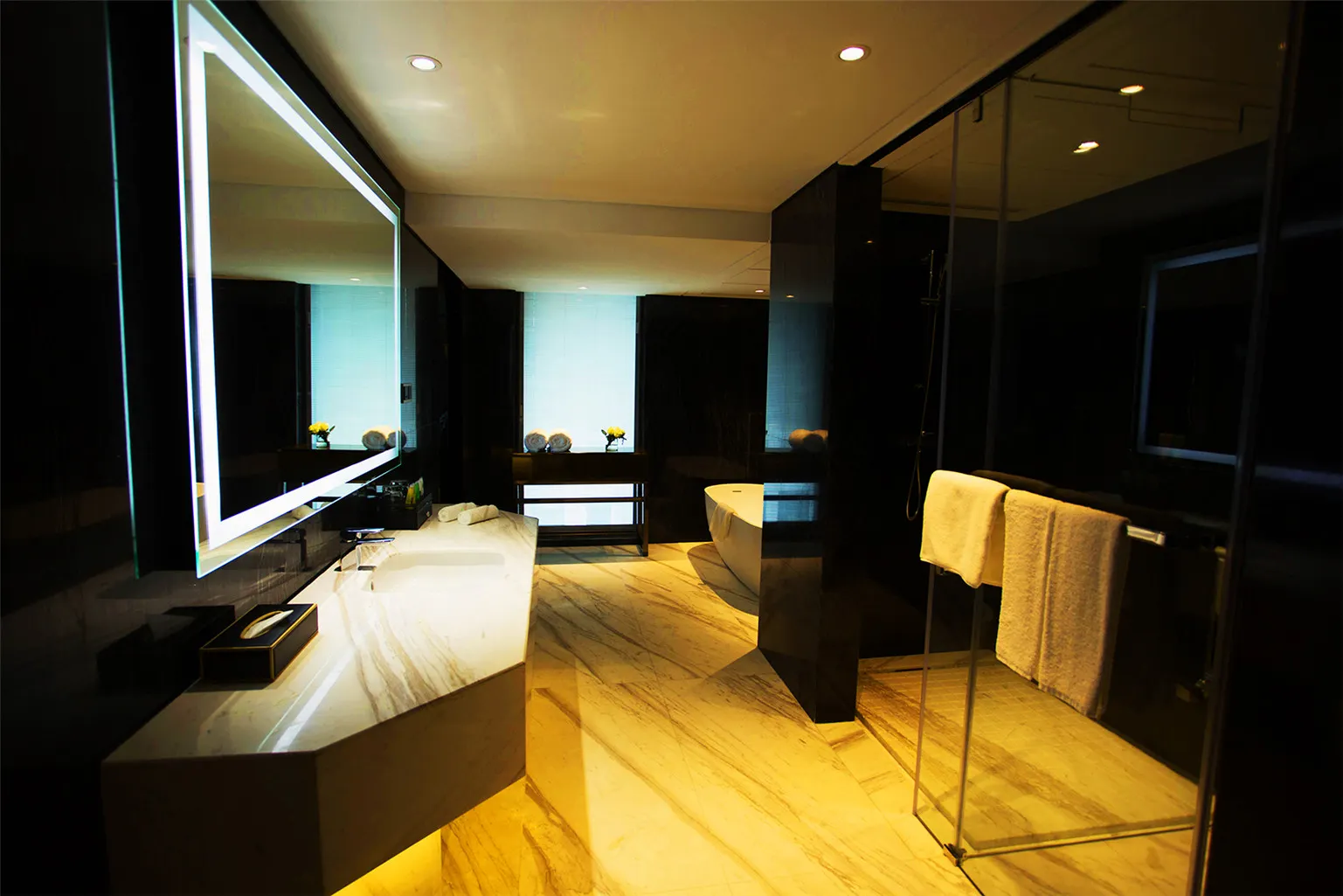 Xiamen Hongdu Hotel - Check 175 Photos | Trip.com