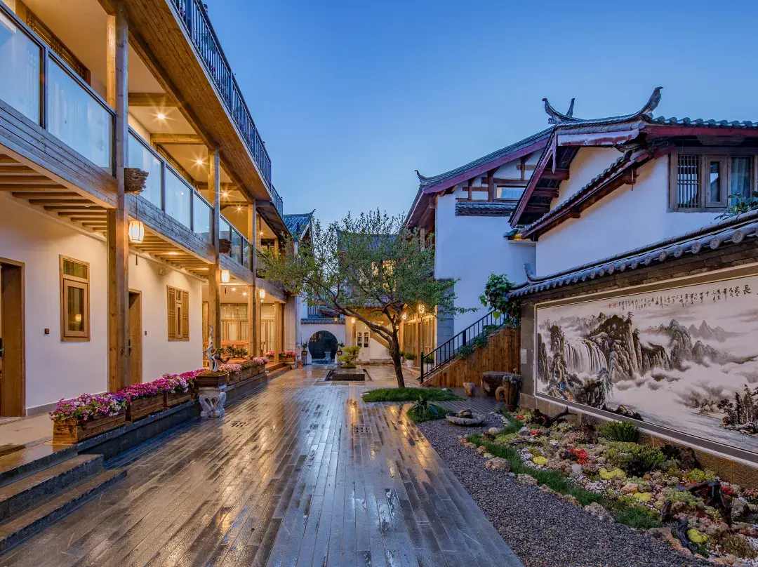 Floral Hotel  Qinyuan - Lijiang