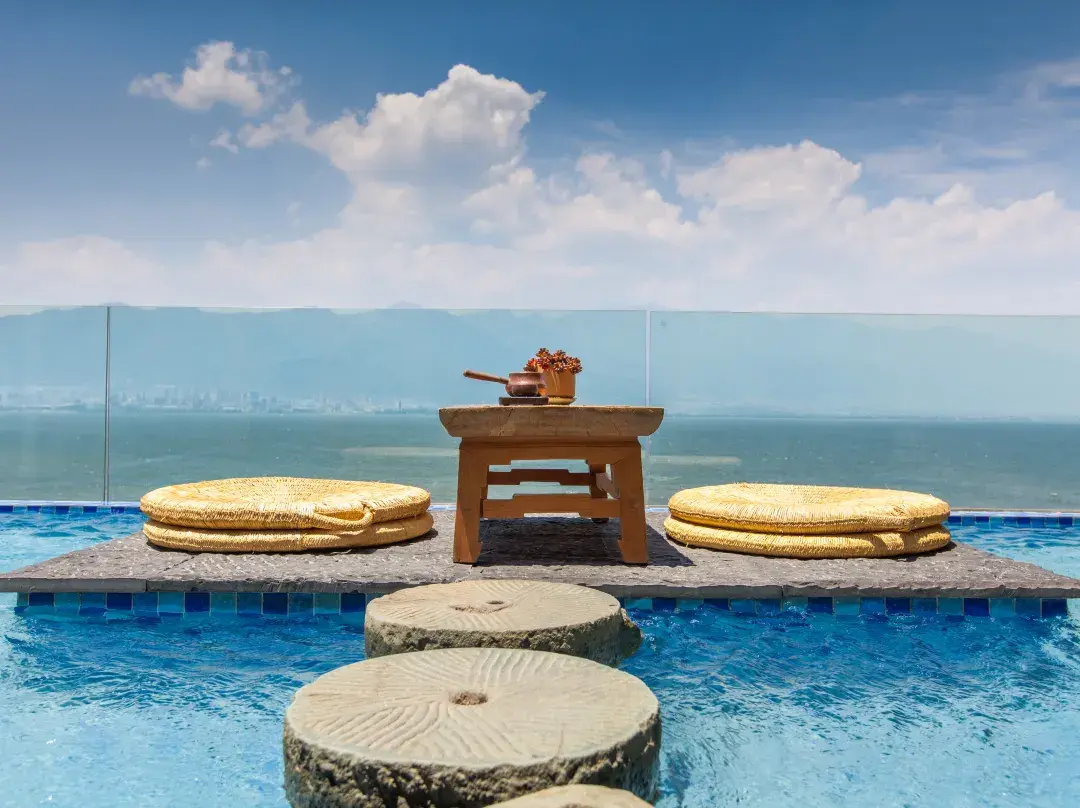 Guan Canghai Seaview Art Designer Homestay - Dali