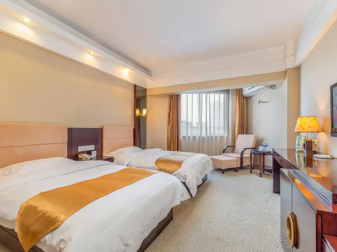 Xinyudong Hotel - Luoyang