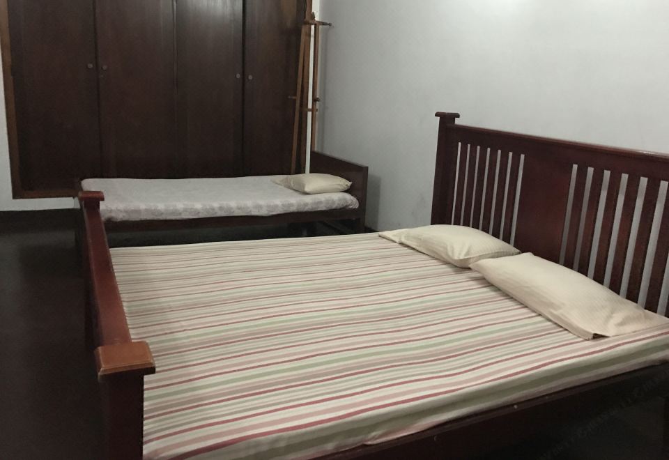 Colombo Chanuka Guest House, Colombo - 2025 Updated Prices, Deals ...