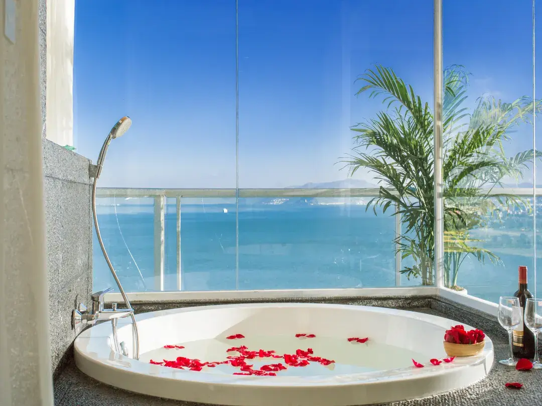 Yunmanman · Zaishui Yifang Seaview Resort Hotel - Dali