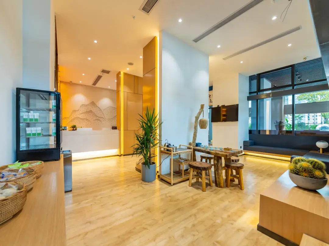 Yunjian Qishe Hotel - 重慶市