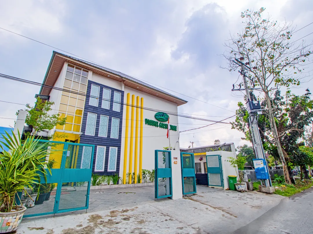 Vosstel Guest House - Medan