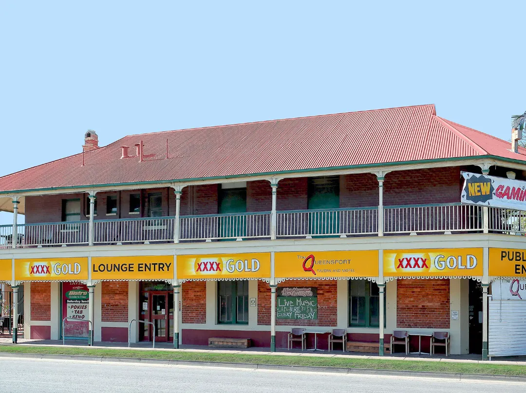 Queensport Tavern And Motel - Brisbane