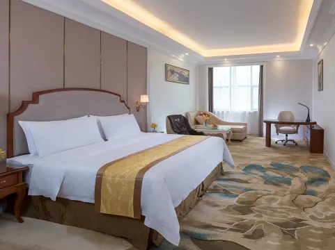 Meh Ood  Les Tie  Hotel (Guangzhou Dongxiaonan Subway Station Zhongda So - Canton / Guangzhou