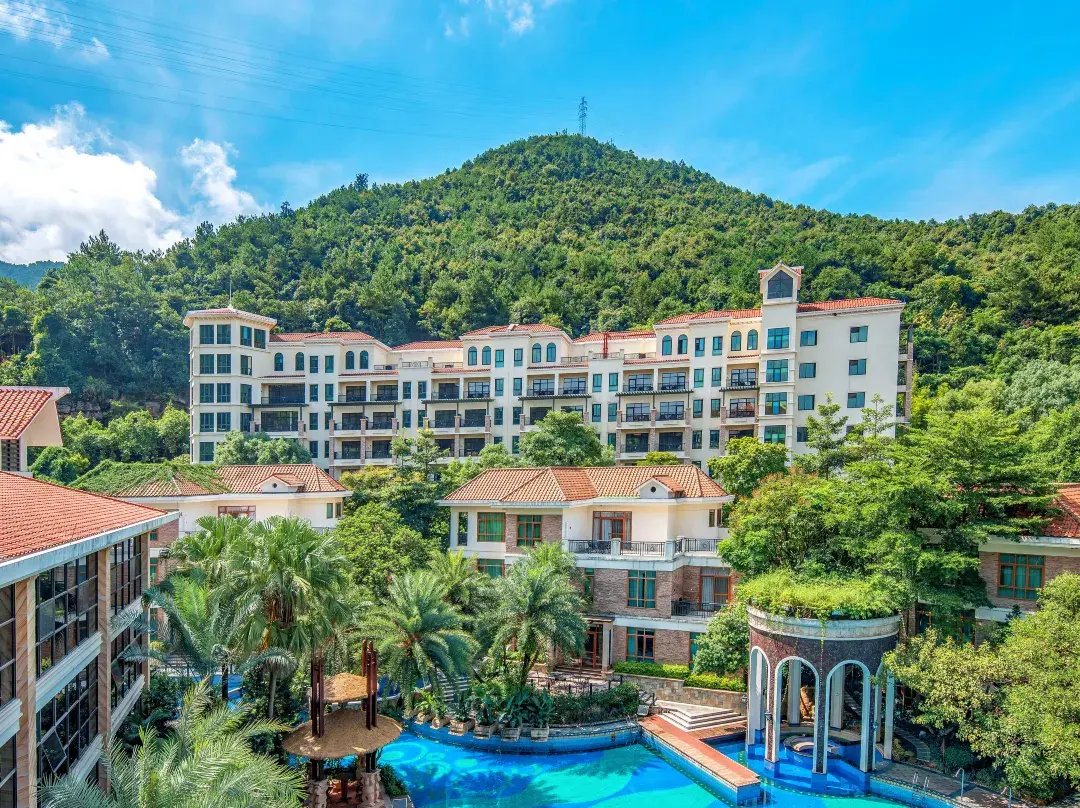Hakka Park International Hotel - 