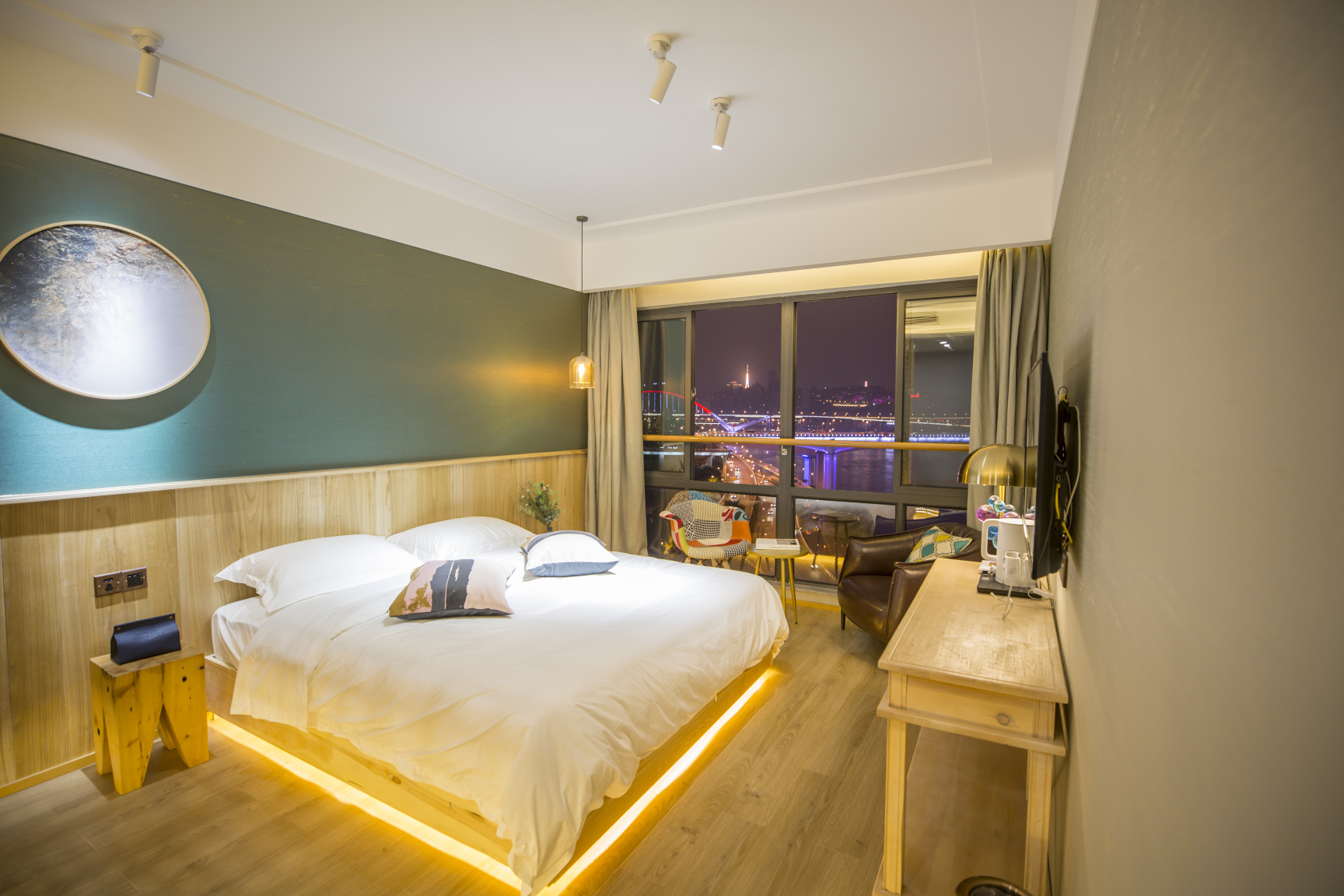 Yangtze Memory River View Homestay (Yangtze International) Reviews: 331 ...