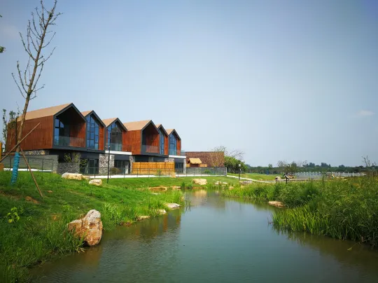 Nanjing Yunshuijian Parent-child Resort Hotel - Nankin