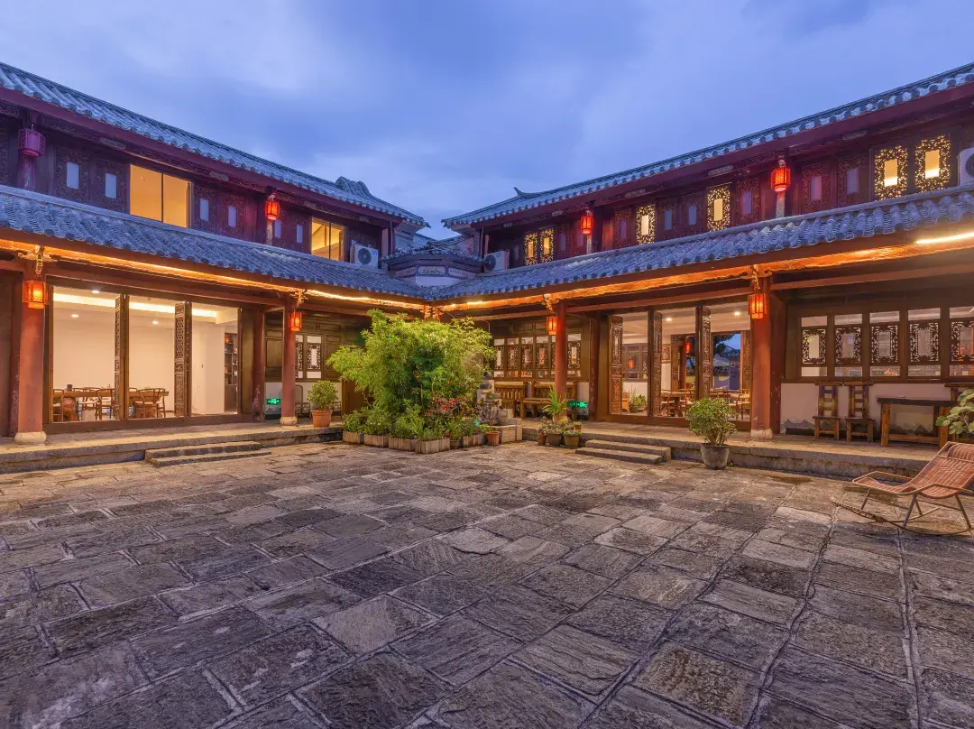 Yahve Academy Hotel - 大理市