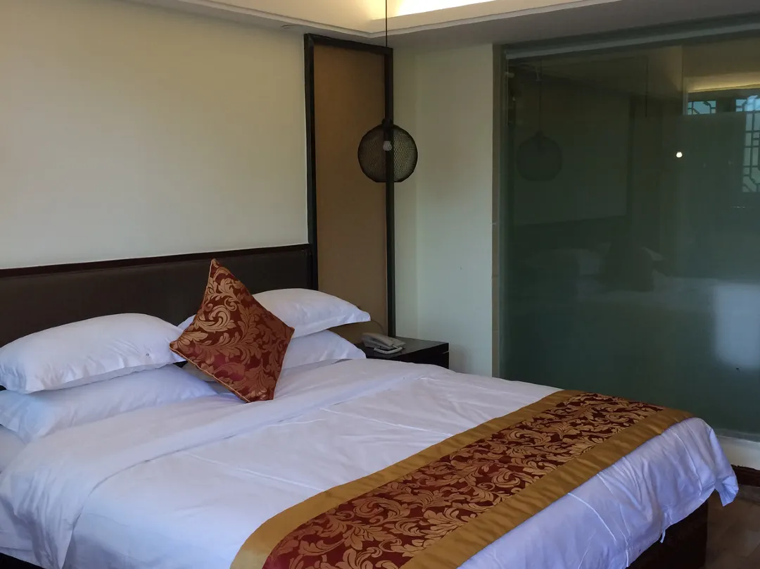Longshan Liye Mansion - Tongren