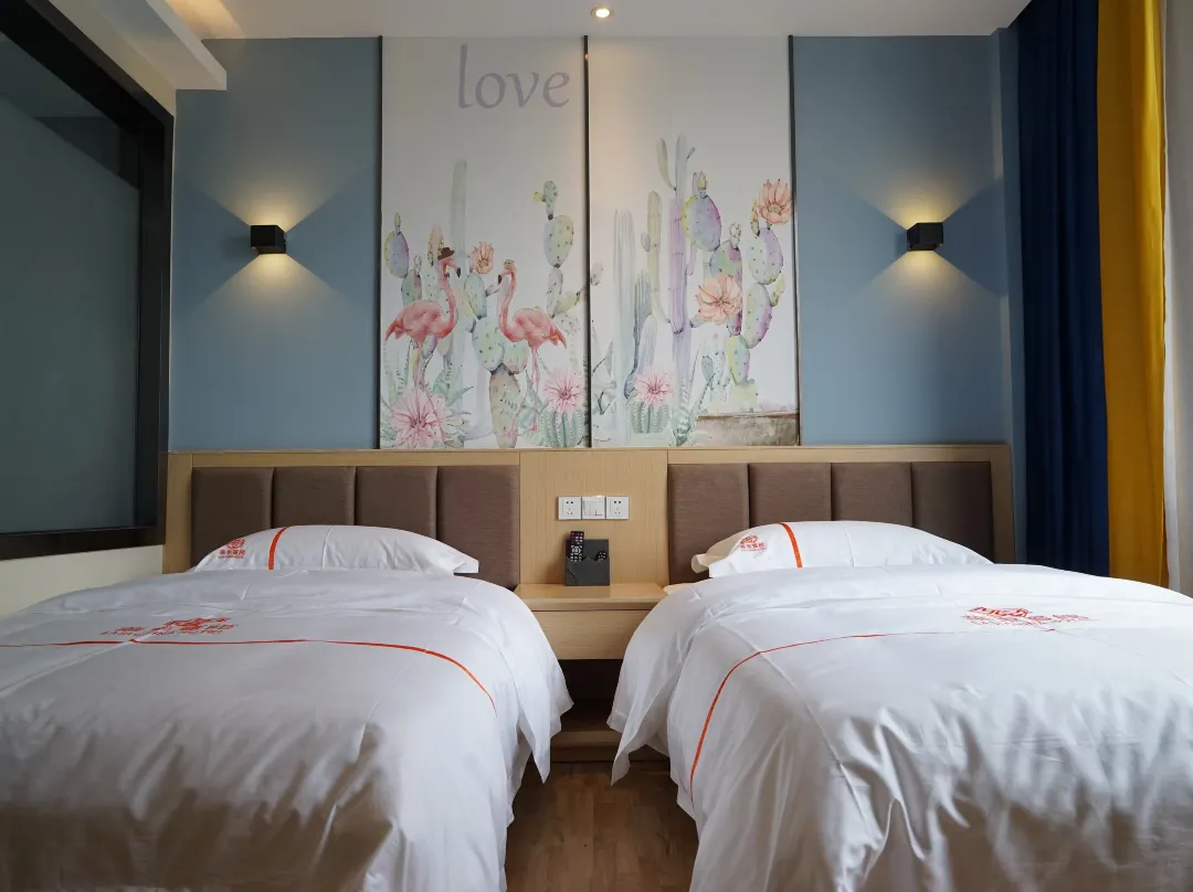 Huadong Hotel - Mianyang