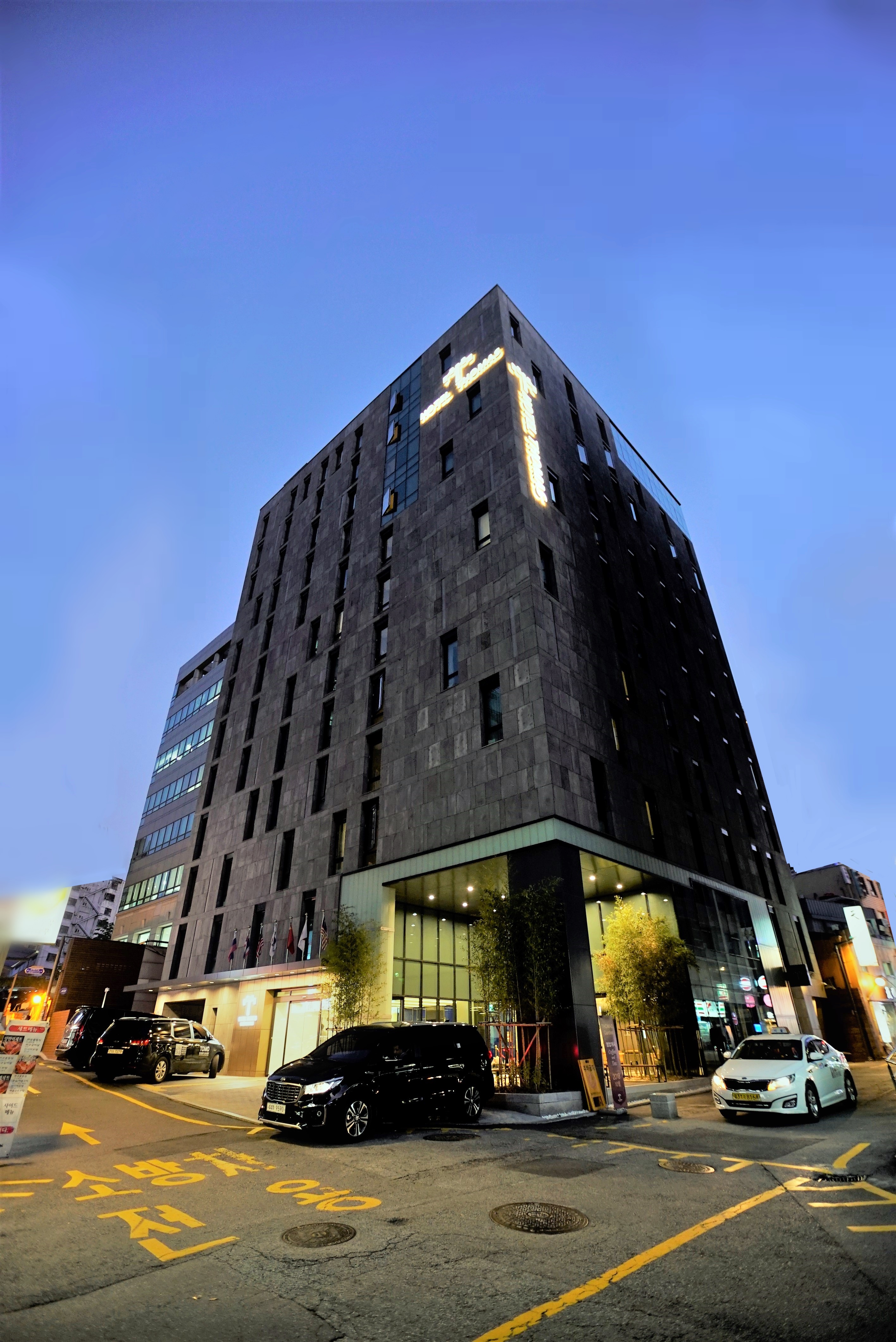 Hotel Thomas Myeongdong in Seoul | 2025 Updated prices, deals - Klook ...