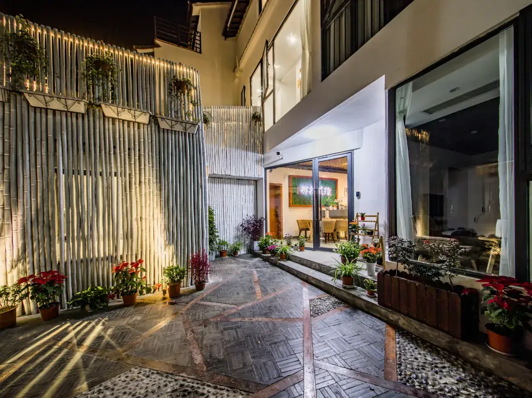 The Ring Inn - Hangzhou