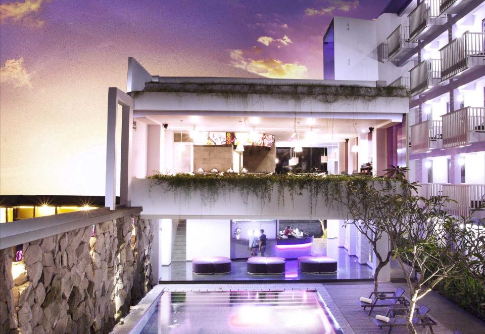 Conjioo Hotel Kuta Managed by Mhmの宿泊予約・料金プラン一覧 - バリ島 | Trip.com