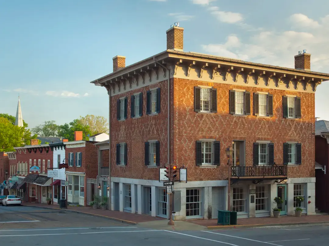The Georges - Buena Vista, VA