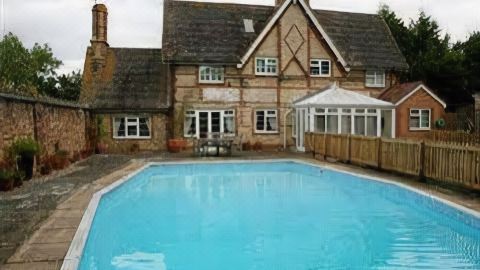 รีวิวBank Cottage - โปรโมชั่นโรงแรม 4 ดาวในTewkesbury | Trip.com