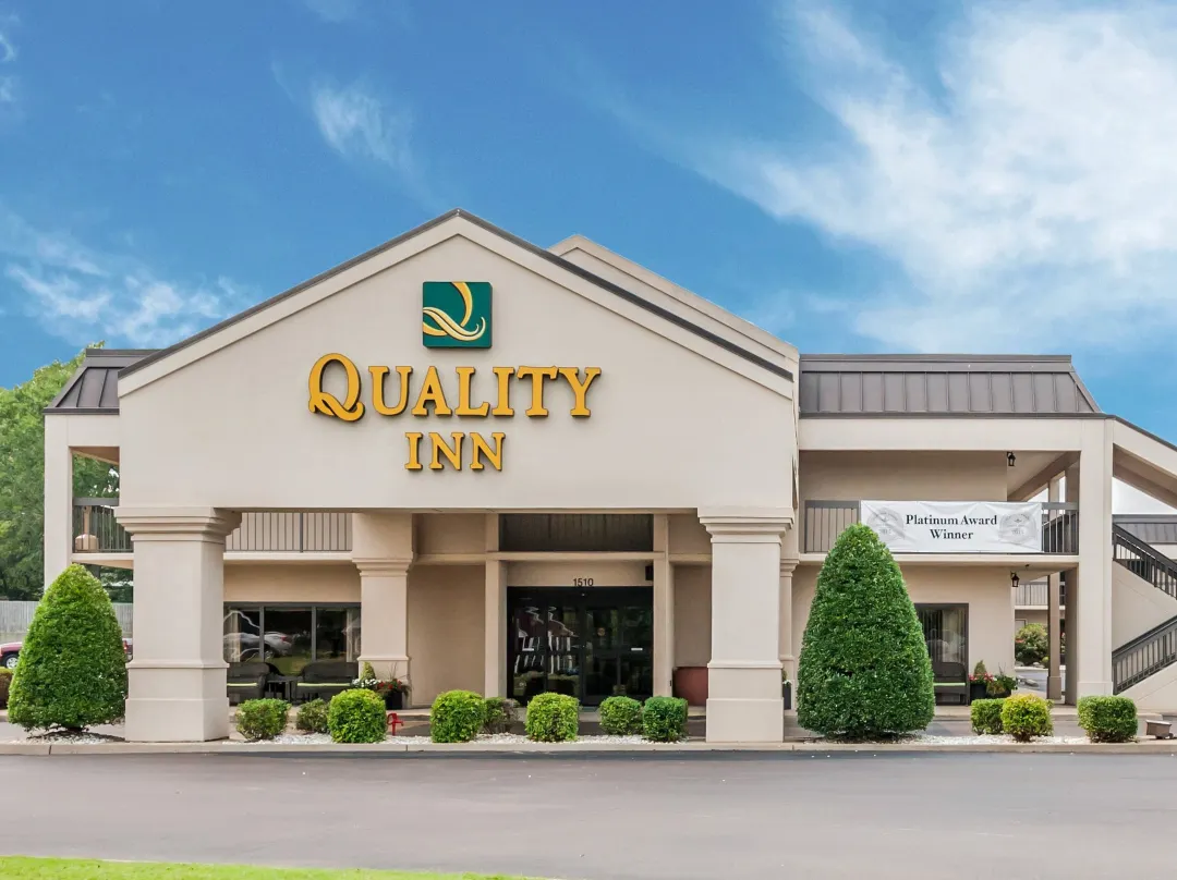 Quality Inn - Kentucky Lake