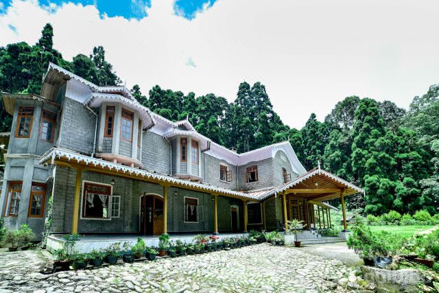Takdah Heritage Colonial Bungalow No. 12 (Double Bed Room), Darjeeling ...