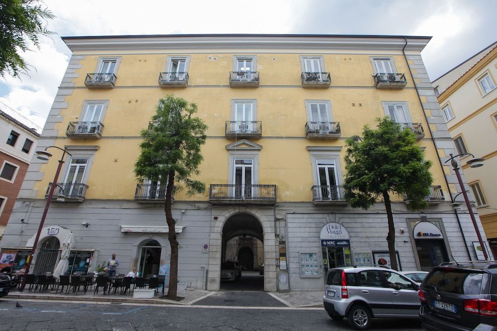 Reggia & Dintorni Rooms A Caserta - Caserta