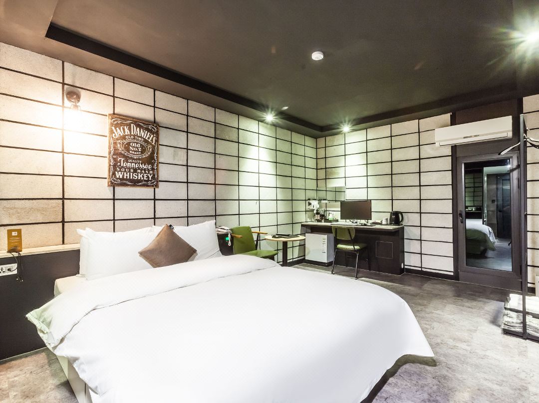 Bundang  Wol - Seongnam-si