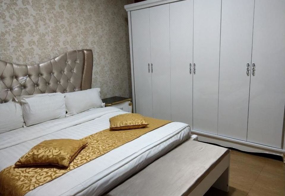 Ronza Al Masif, Riyadh - 2026 Prices & Reviews | Trip.com