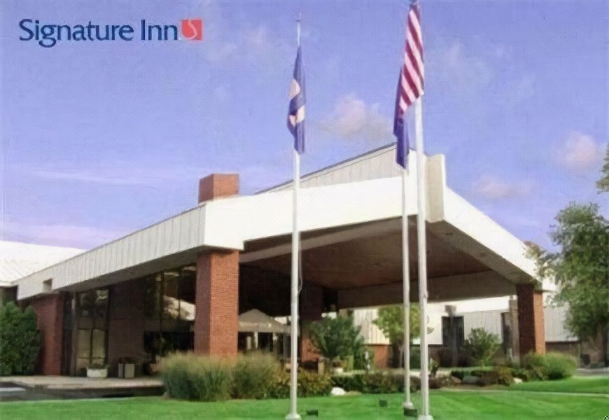 Signature Inn, Normal - 2025 Latest Prices & Deals | Trip.com