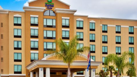 Holiday Inn Express-International Drive, an IHG Hotel-Orlando Updated ...