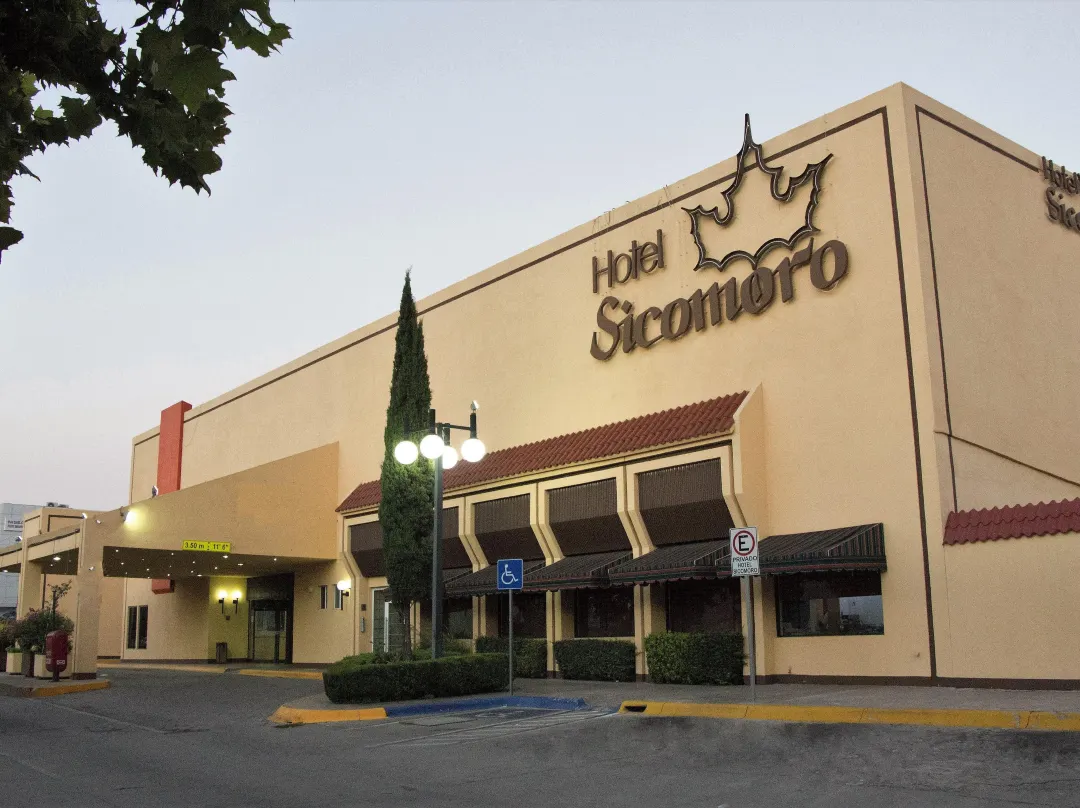 Hotel Sicomoro En Chihuahua - Chihuahua