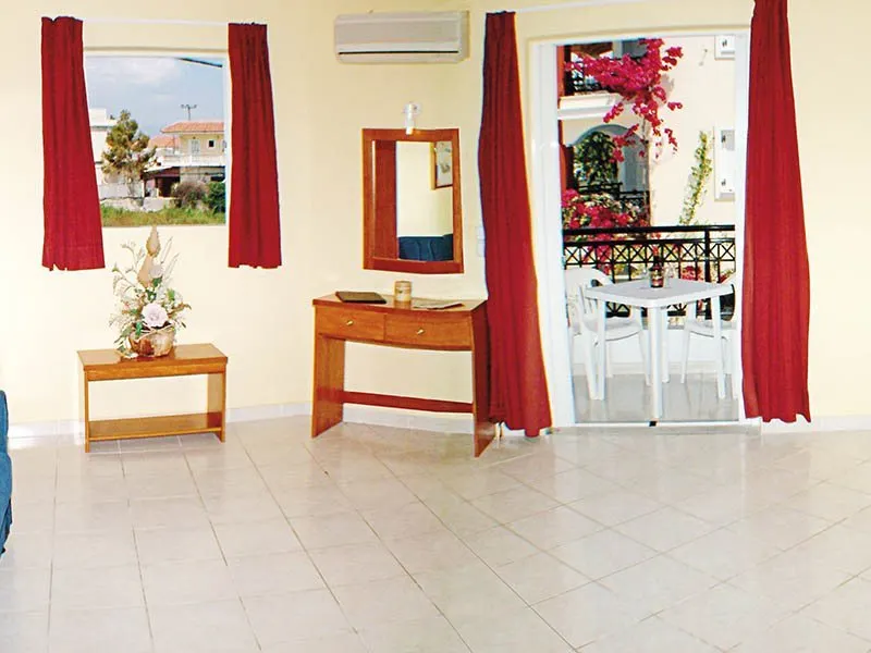 Karras Annex - Zante