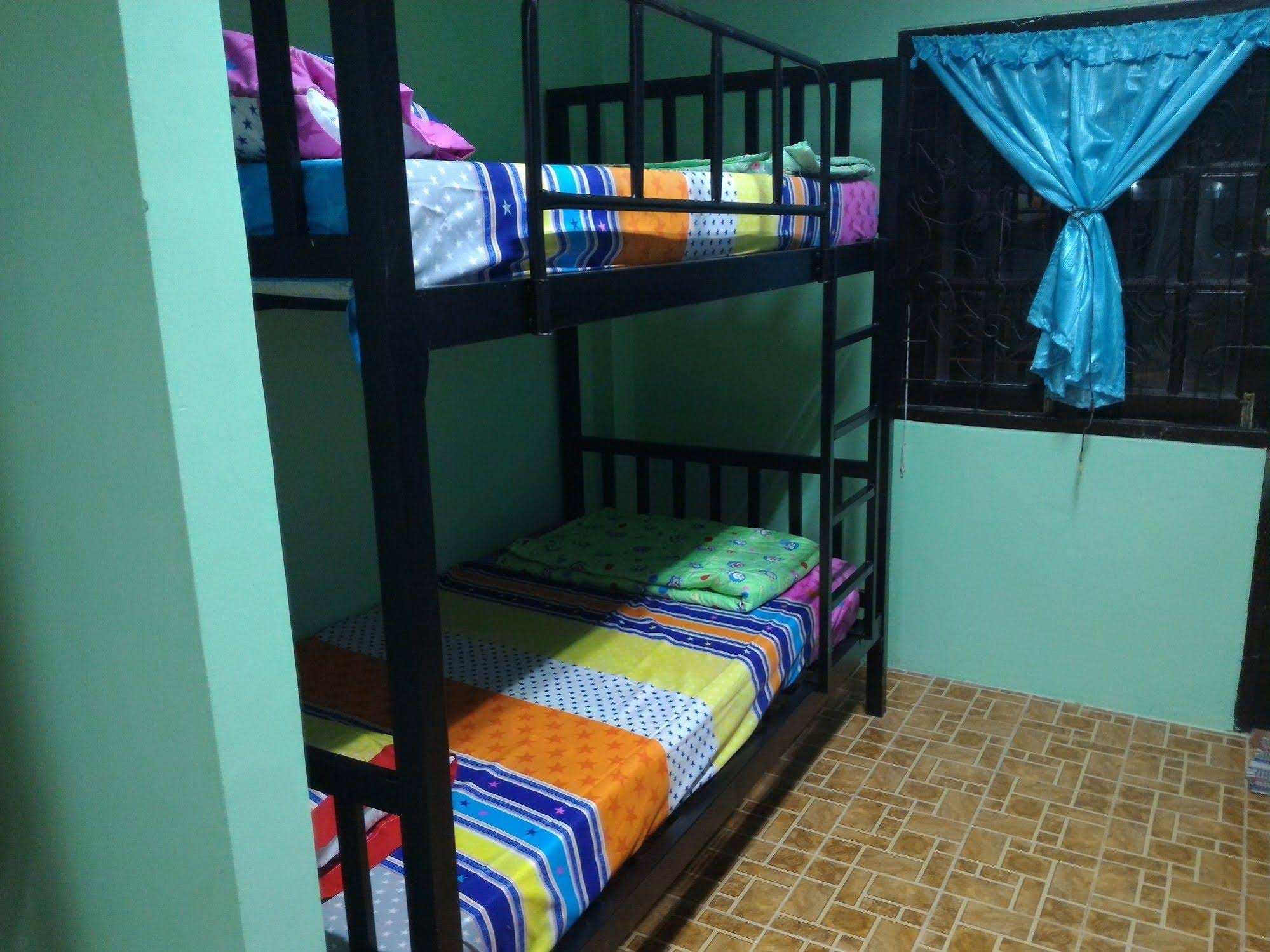 GD Backpack House - Hotel berbintang 2 di Chiang Mai