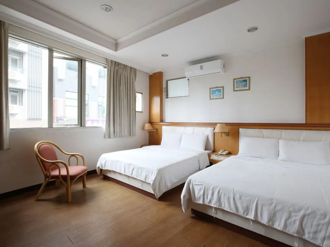 Long Shan Hotel - 礁溪鄉