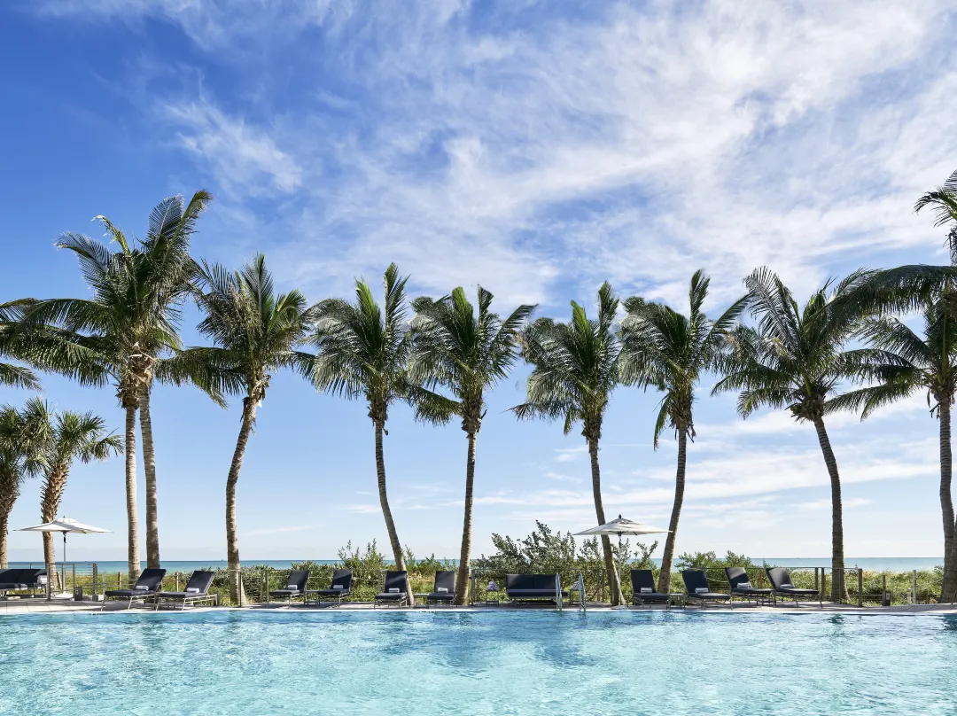 Carillon Miami Wellness Resort - Miami Beach, FL