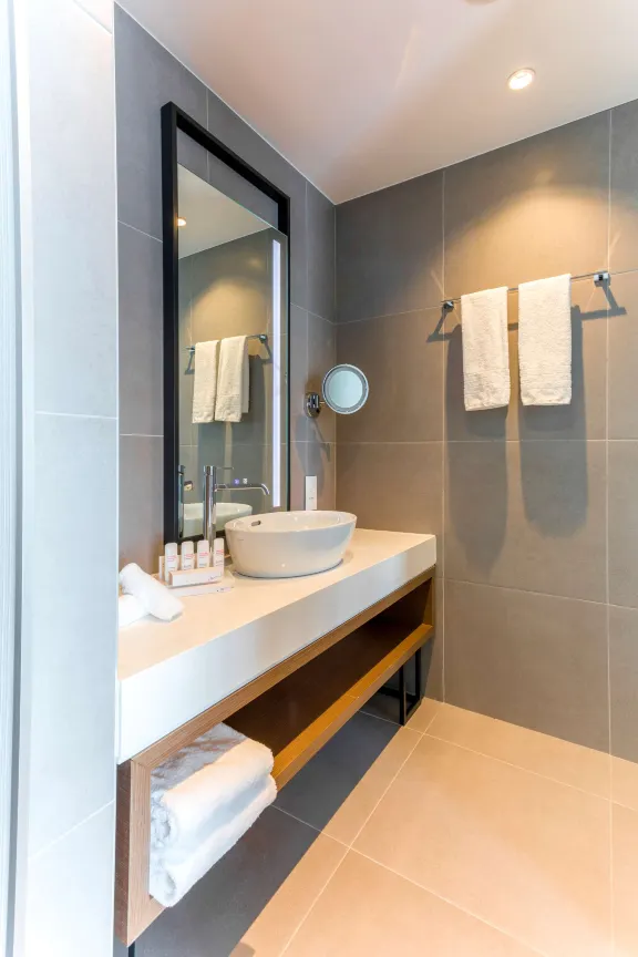 Radisson Blu Hotel Larnaca – 185 фото, отзывы и предложения | Trip.com