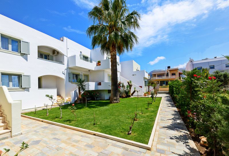Angela Studios Apartments,Sisi - تم التحديث في 2024 التقييمات & الأسعار ...