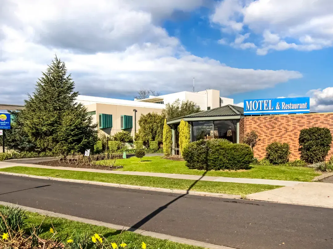 Cedar Lodge Motel - Morwell