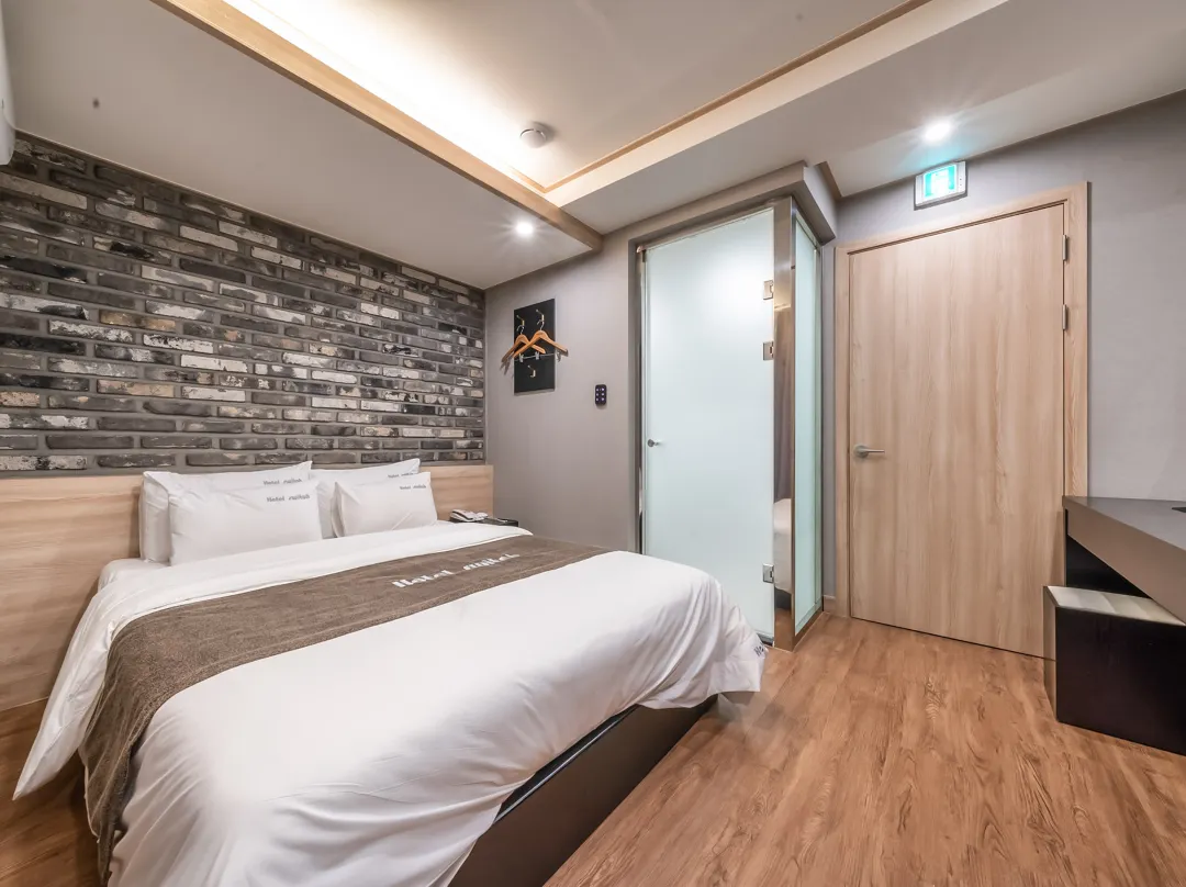 Paju Gugu Hotel - Paju