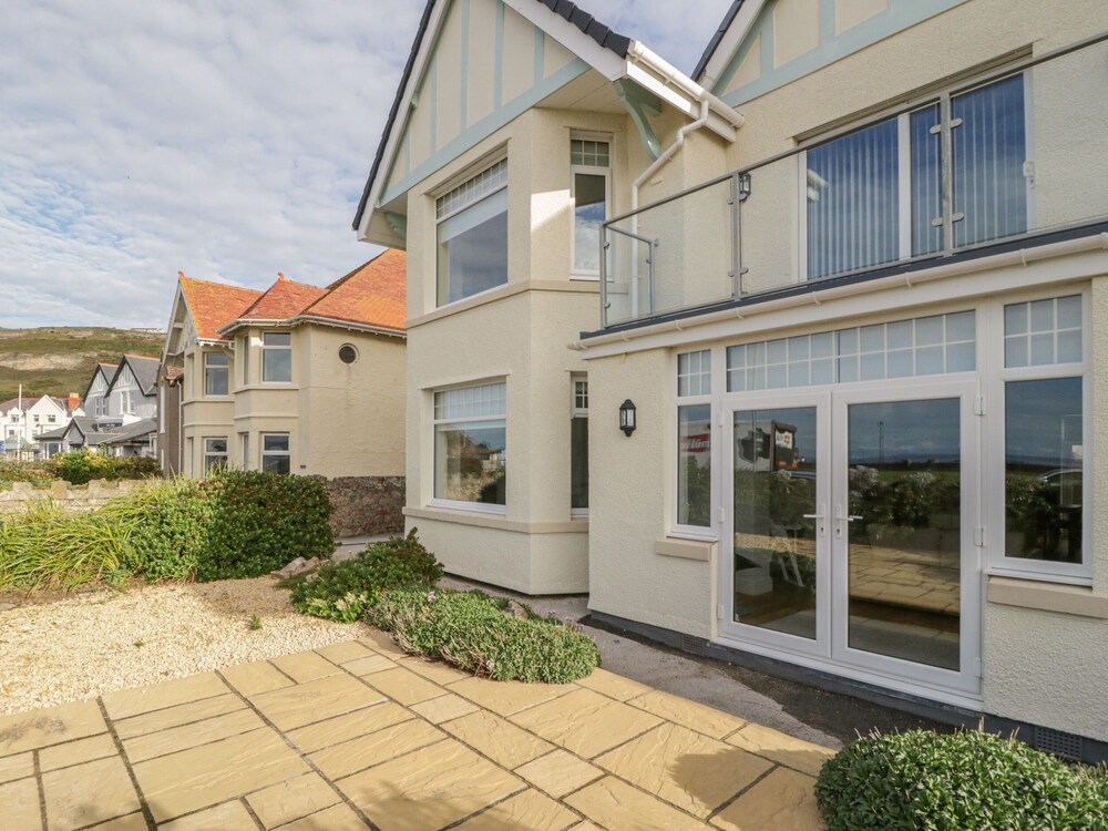 Penmorfa-Llandudno Updated 2022 Room Price-Reviews & Deals | Trip.com