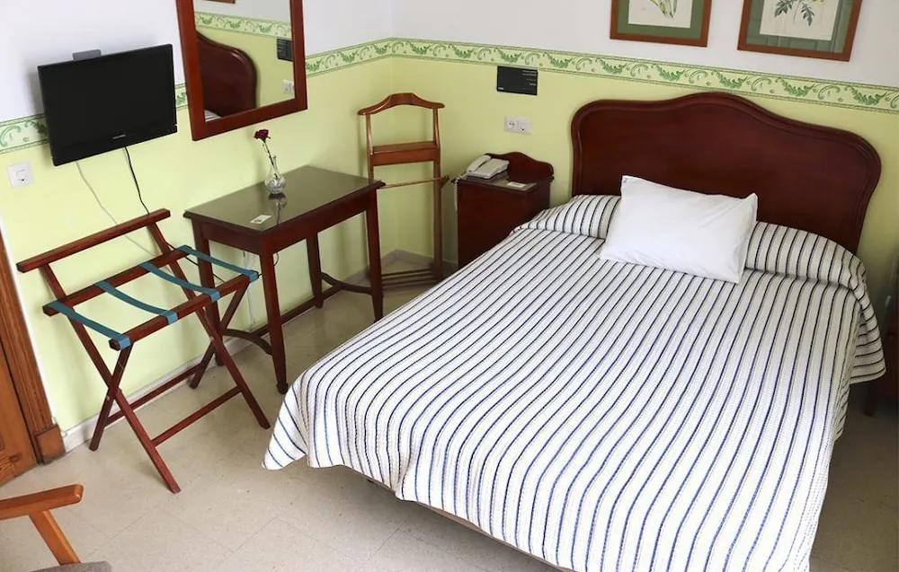 Nuevo Hotel - Jerez de la Frontera
