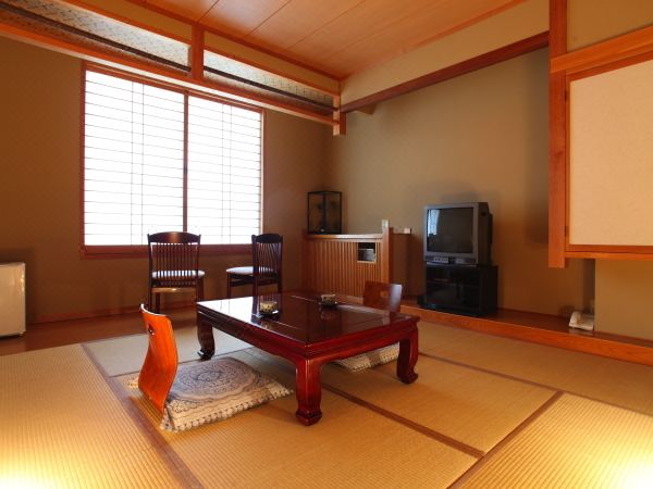 Nakanoyu Onsen Ryokan - Kamikochi