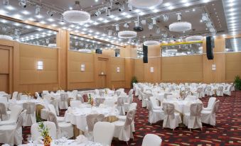 Holiday Inn Moscow - Sokolniki, Moscow - 2025 Updated Prices, Deals ...