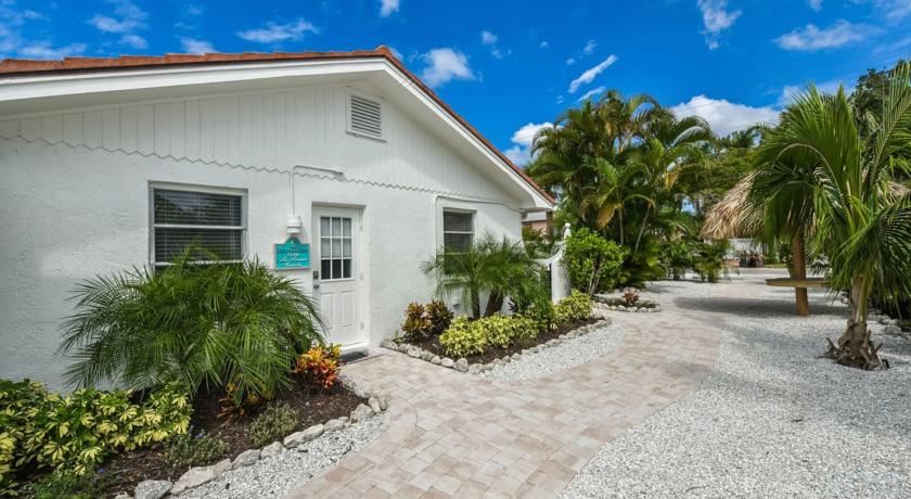 Bianco Sands Resort By Beachside Management - Siesta Key, FL