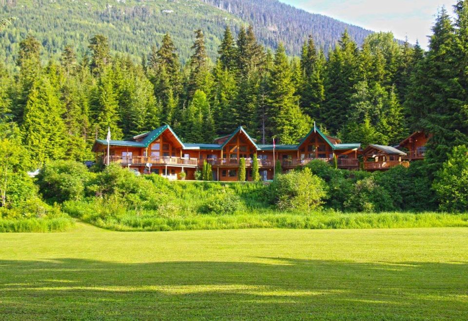 Yellow Cedar Lodge,Kitimat-Stikine - Updated Prices & Hotel Reviews ...