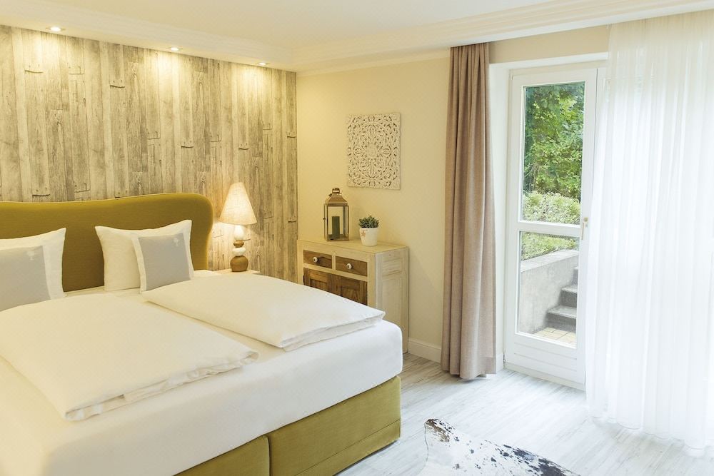Donau Lodge Boardinghouse - Straubing
