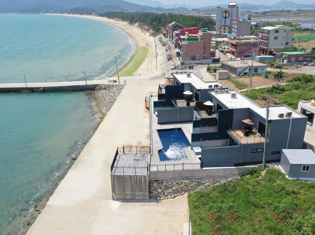 Wando P237 Poolvilla - Jeollanam-do