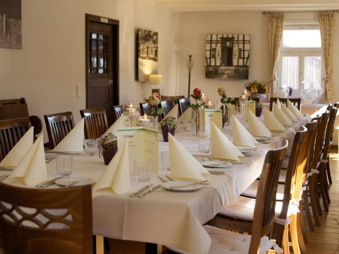 Restaurant - Hotel Zur Post - Lindlar
