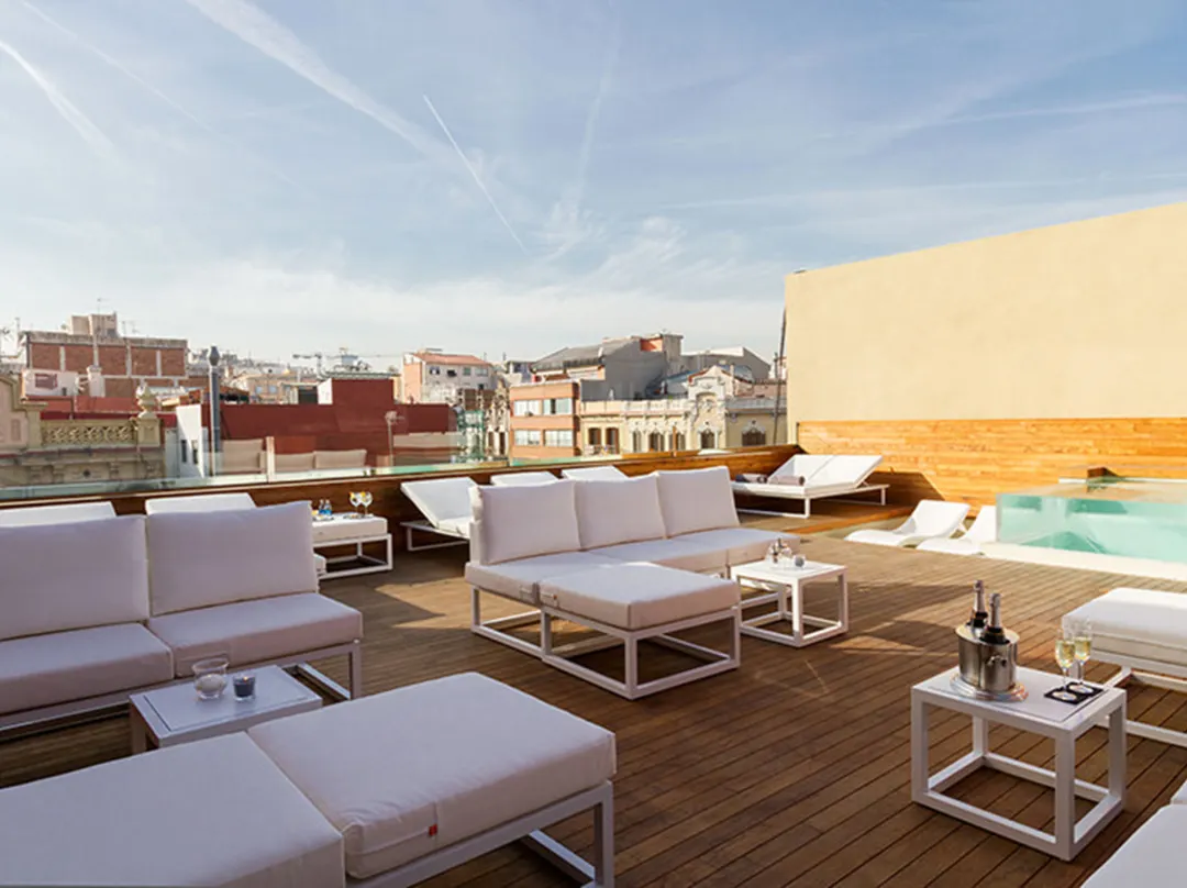 Hotel Well And Come Barcelona - Barcelona