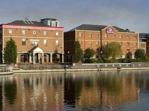 Manchester Salford Quays - Manchester