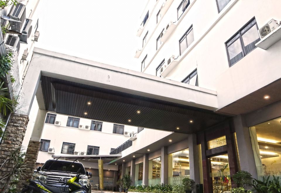 Arnava Hotel Senen, Central Jakarta (Prices & Reviews 2024) | Trip.com
